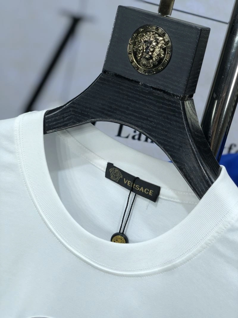 Top match Versace T-Shirts