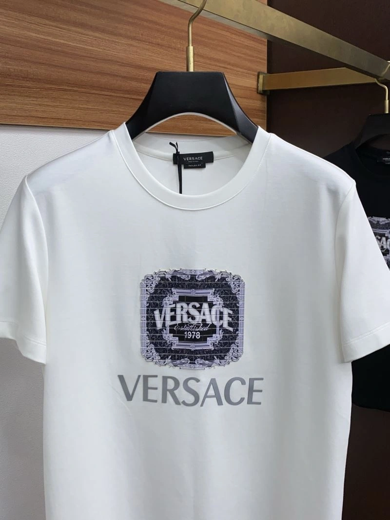 Top mirror Versace T-Shirts