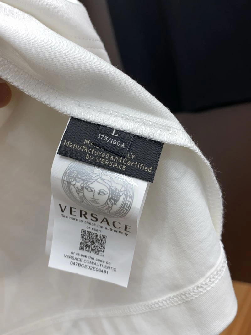 Top mirror Versace T-Shirts
