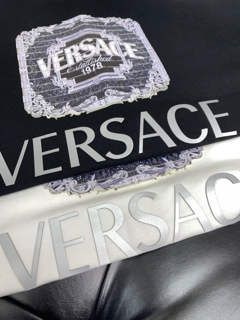 Top mirror Versace T-Shirts