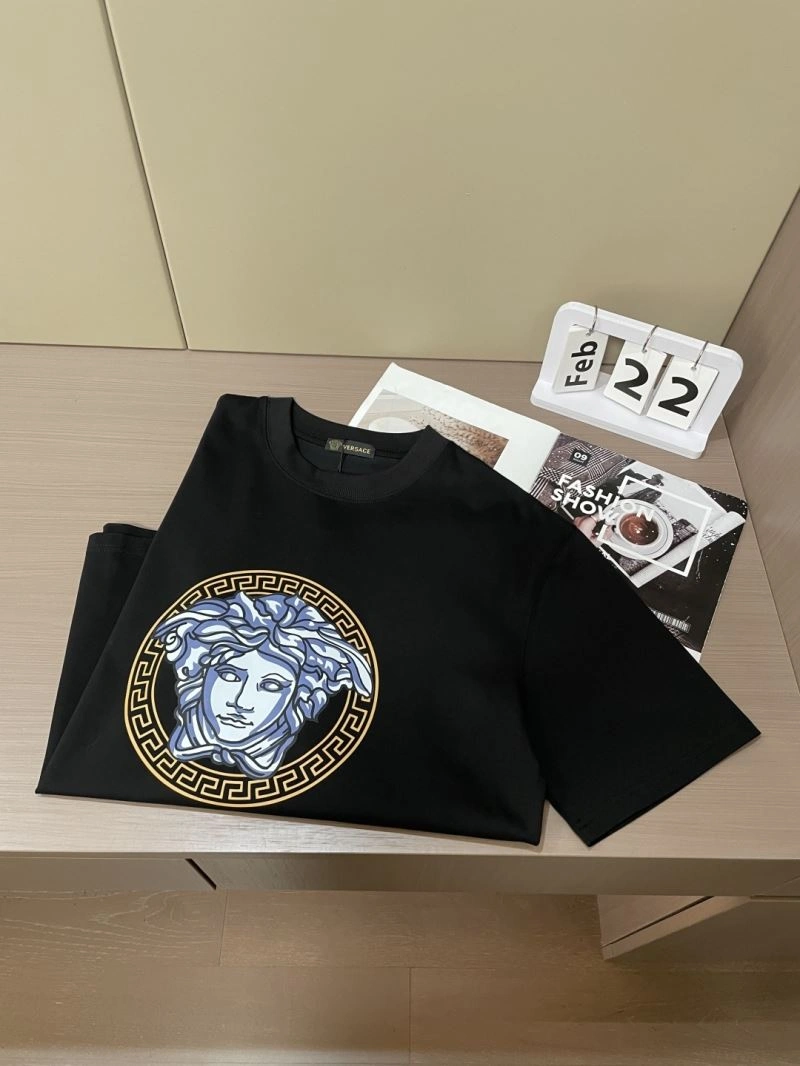 Top match Versace T-Shirts