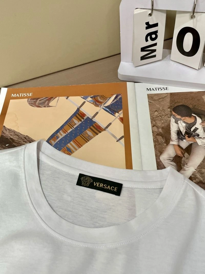 Factory-made Versace T-Shirts