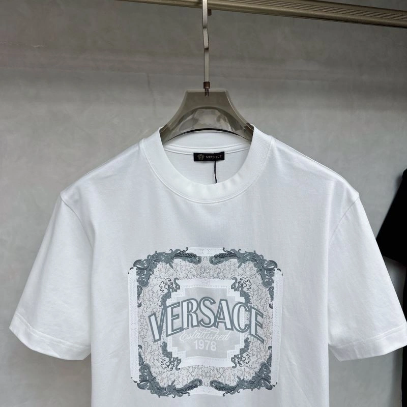 Top match Versace T-Shirts