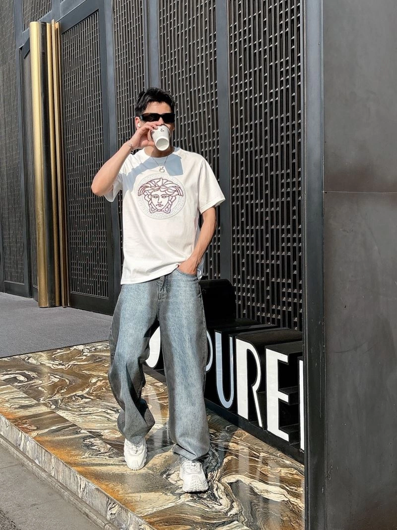 Precise copy Versace T-Shirts