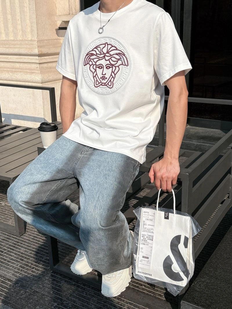 Precise copy Versace T-Shirts