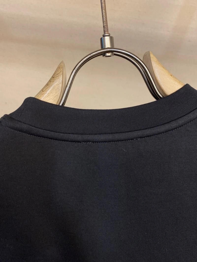 Bargain Versace T-Shirts