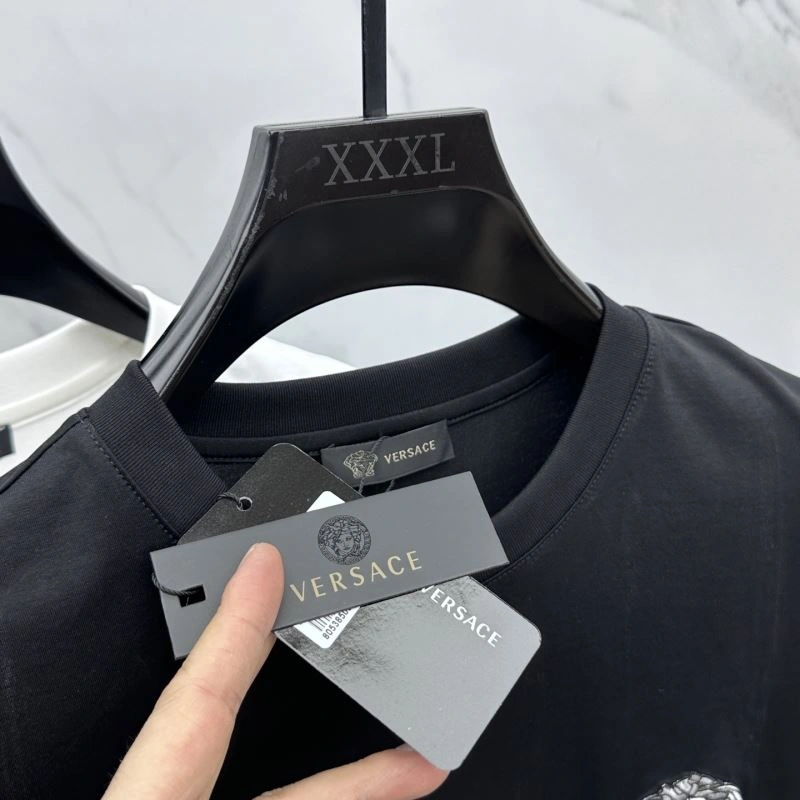 Exact replica Versace T-Shirts