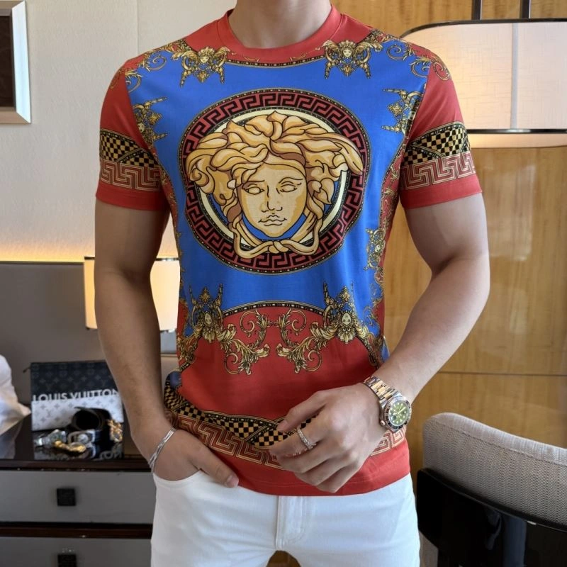 Cut-rate Versace T-Shirts