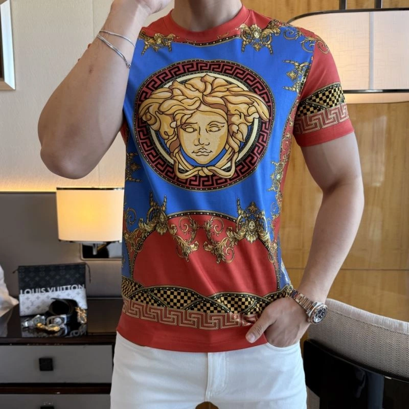 Cut-rate Versace T-Shirts
