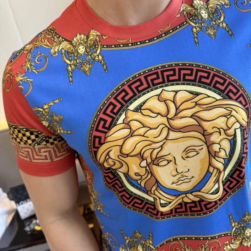 Cut-rate Versace T-Shirts