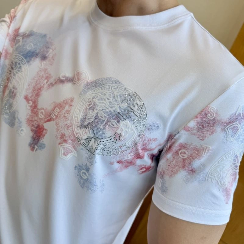 Low-cost Versace T-Shirts