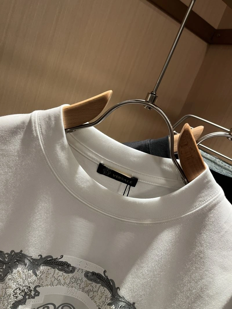 Brand-original Versace T-Shirts