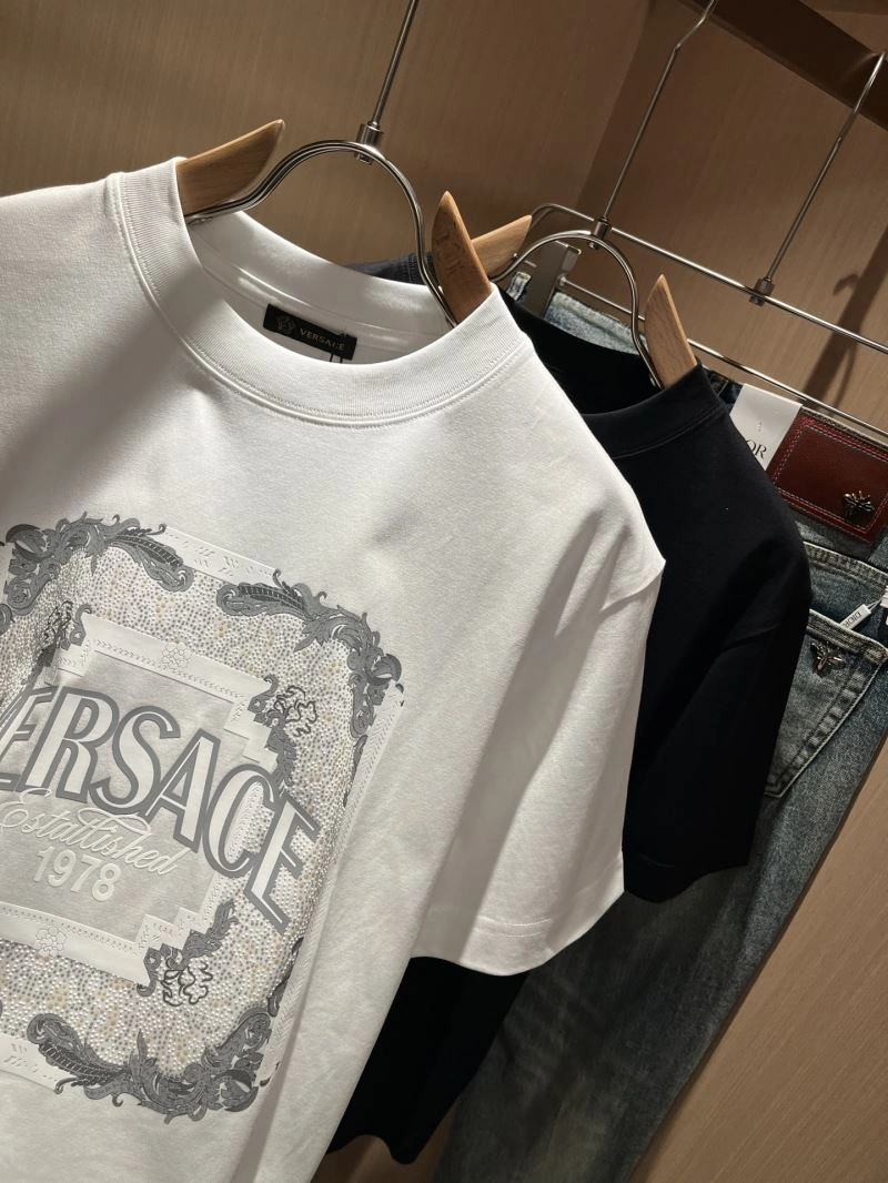 Brand-original Versace T-Shirts