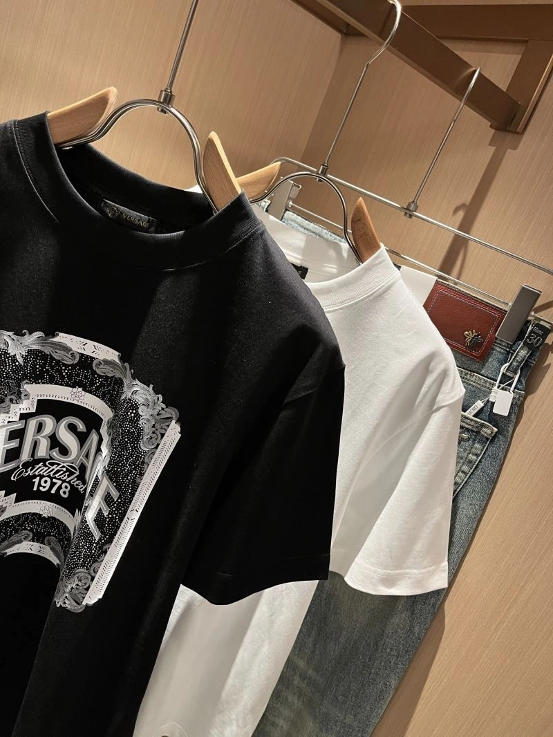 Factory-made Versace T-Shirts