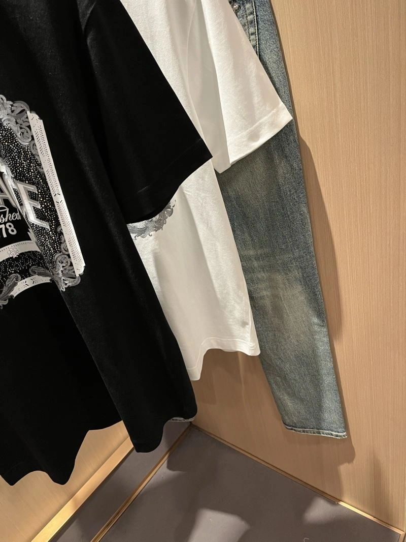 Factory-made Versace T-Shirts