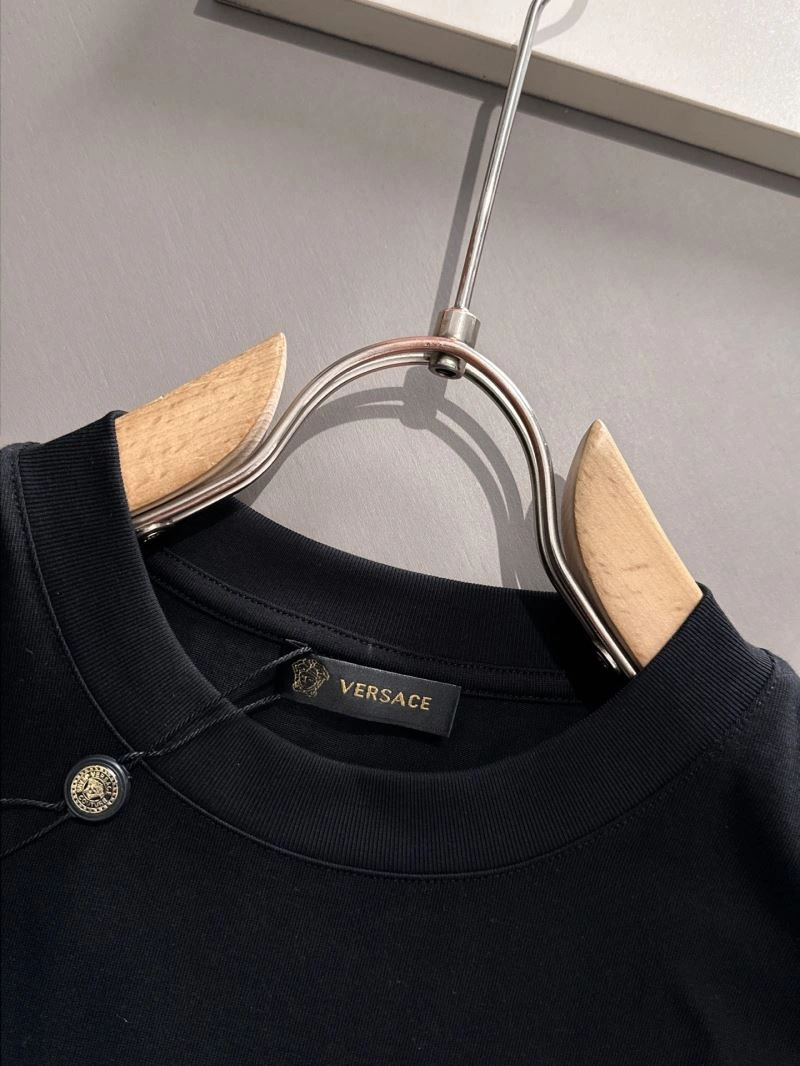 Inexpensive Versace T-Shirts
