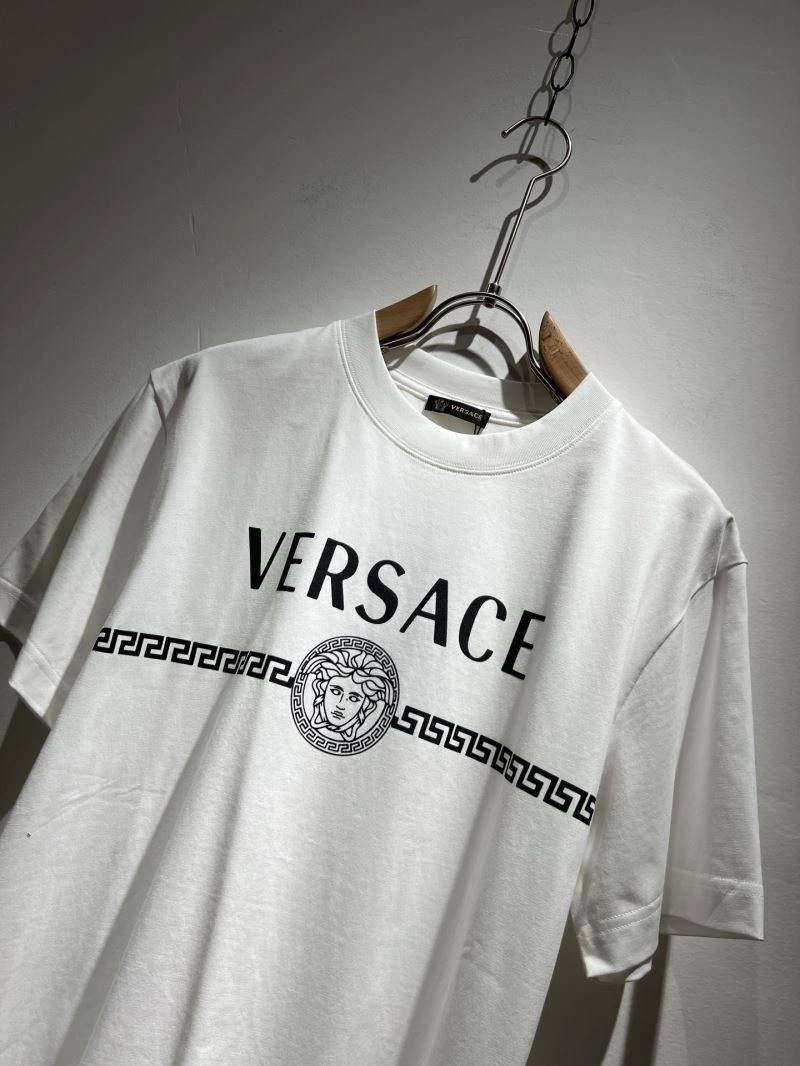Cut-rate Versace T-Shirts