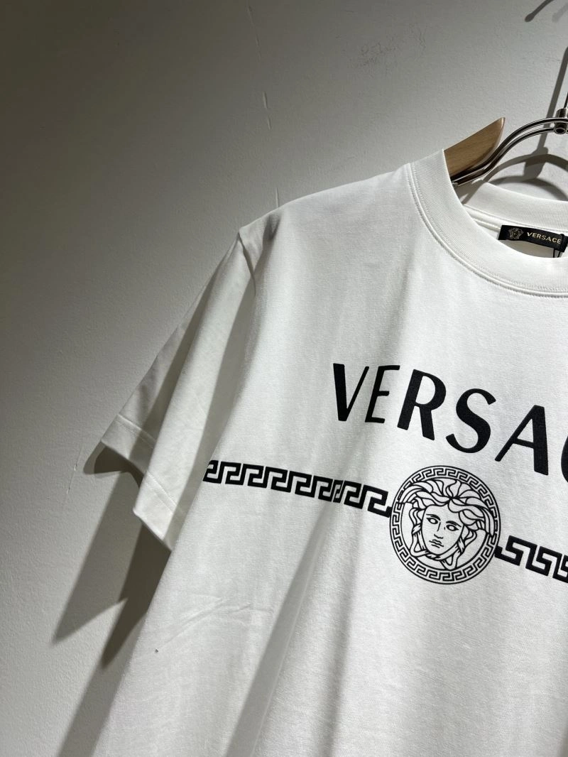 Cut-rate Versace T-Shirts