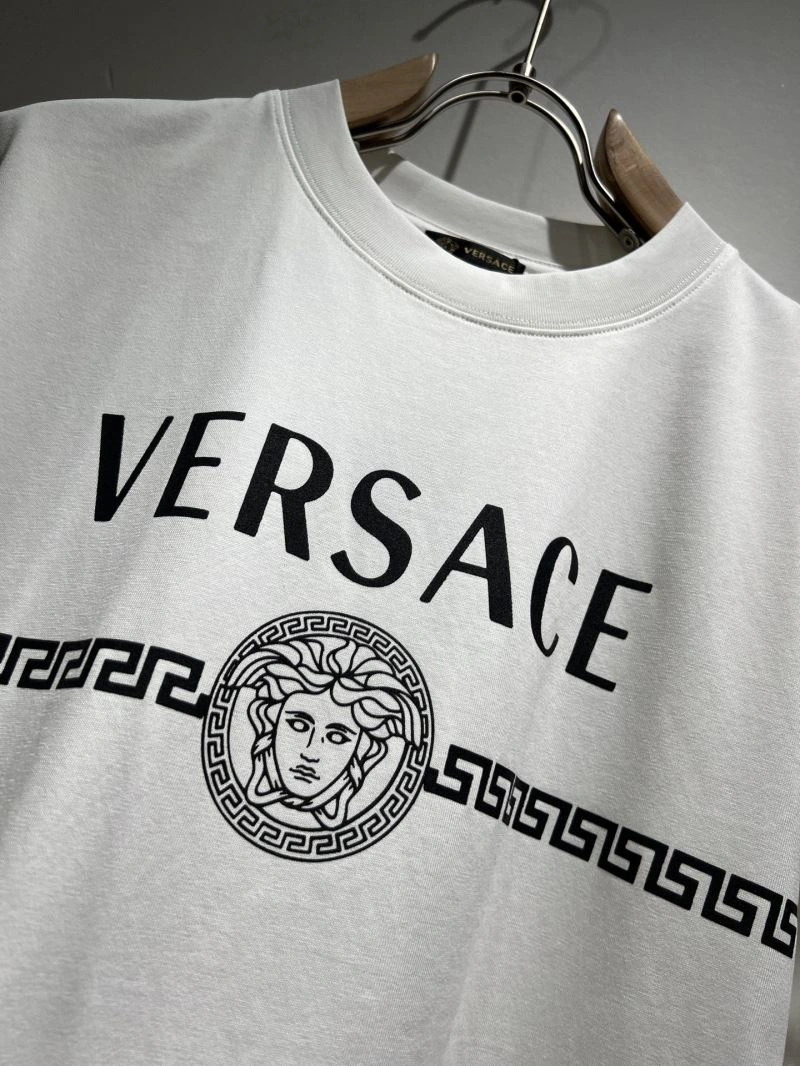 Cut-rate Versace T-Shirts