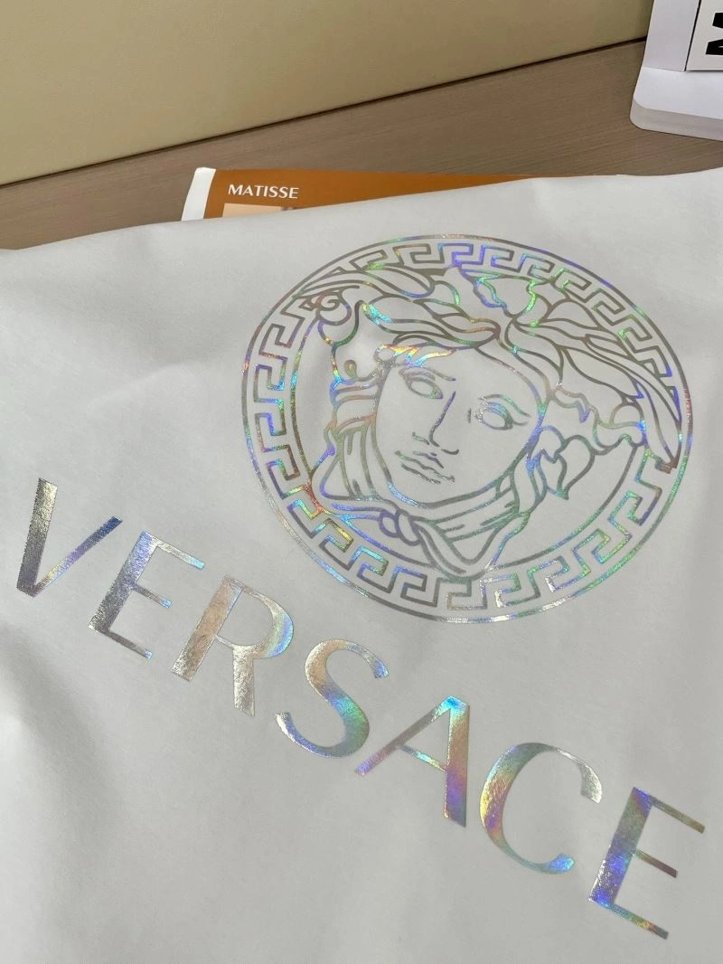 Inexpensive Versace T-Shirts