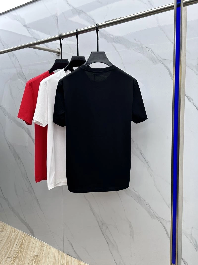 Low-cost Versace T-Shirts