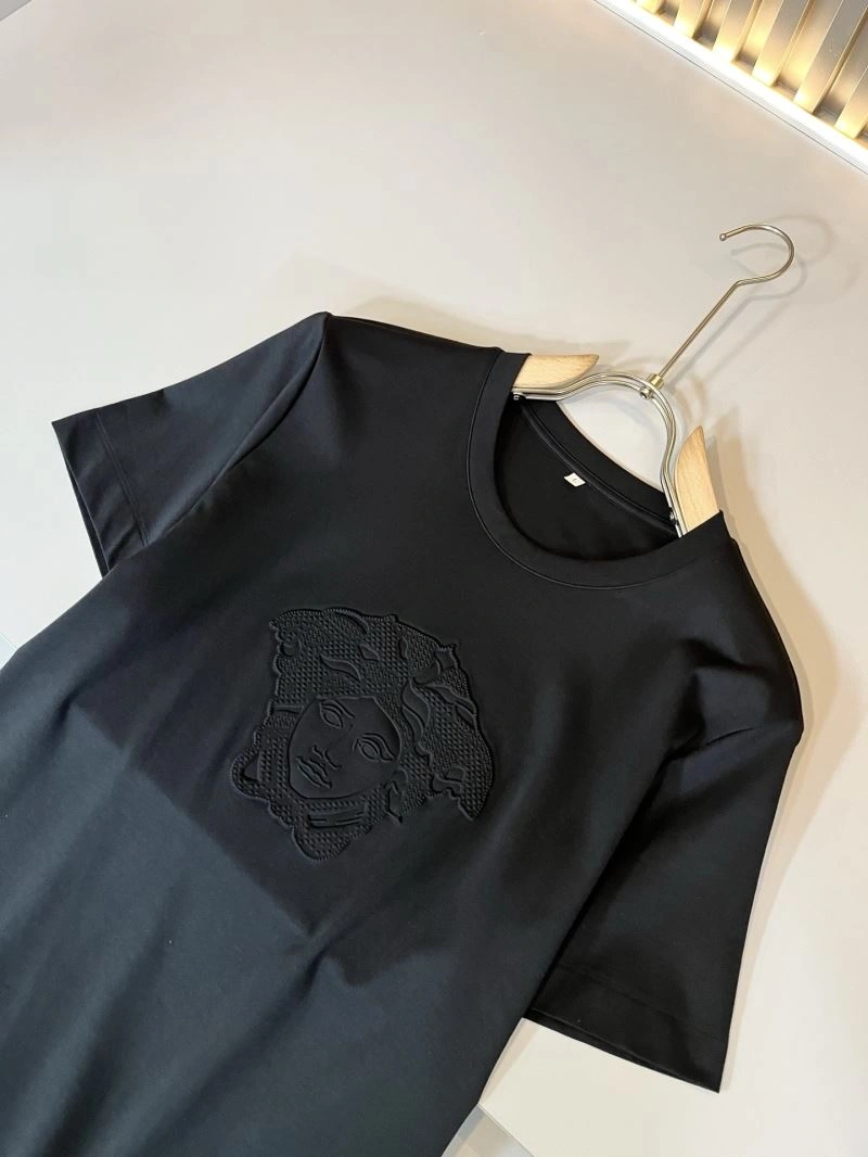 Top match Versace T-Shirts