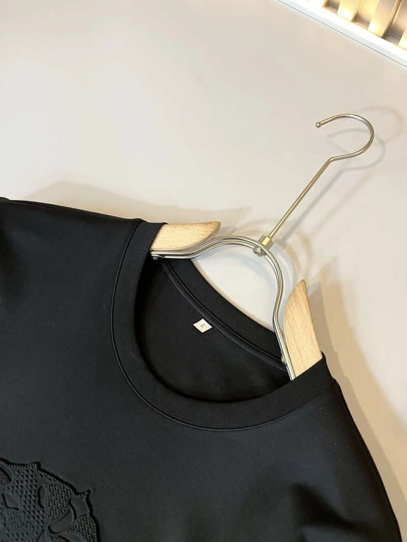 Top match Versace T-Shirts