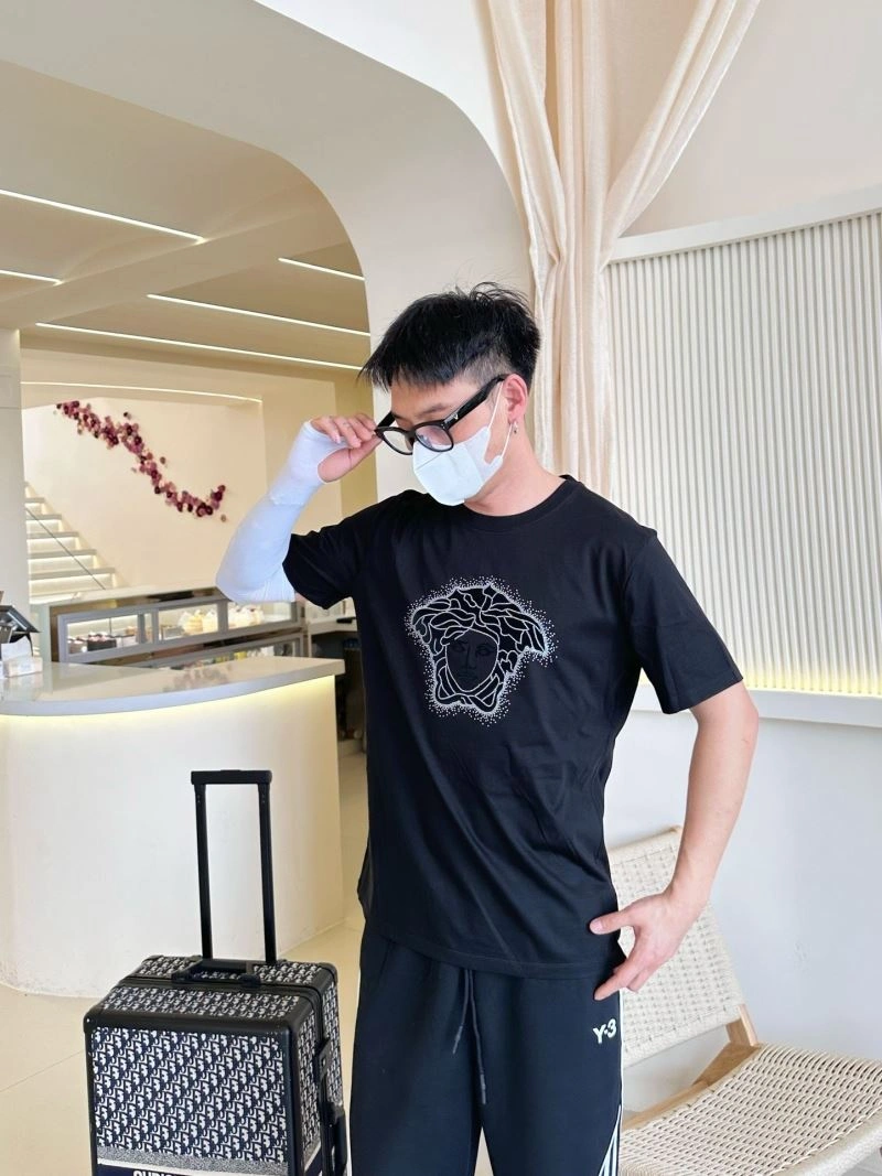 Perfect replica Versace T-Shirts