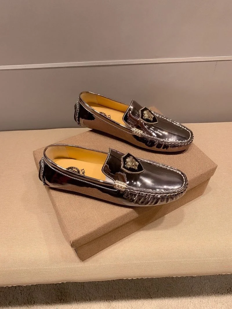 Top mirror Versace Tods Shoes