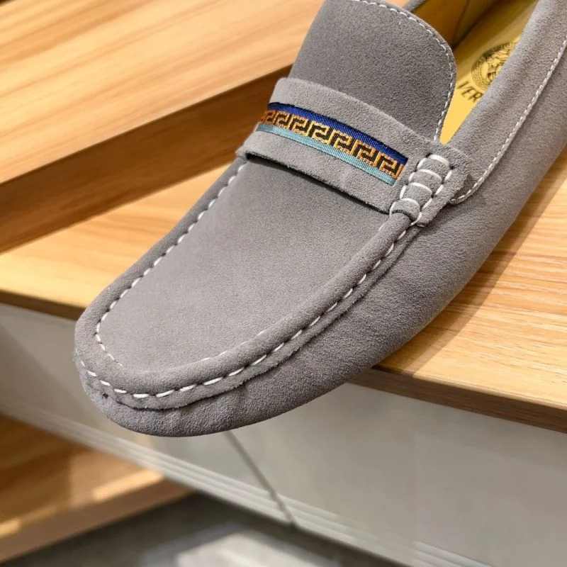 Value-priced Versace Tods Shoes