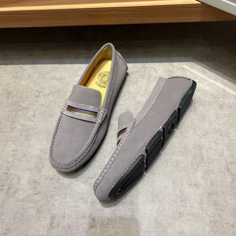 Value-priced Versace Tods Shoes