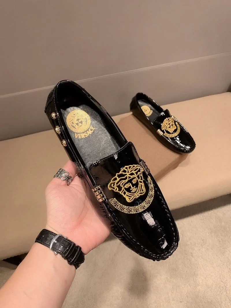 Budget-friendly Versace Tods Shoes