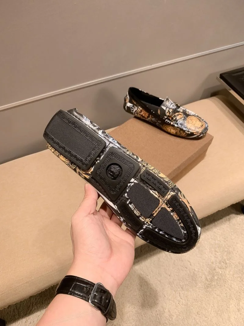 Inexpensive Versace Tods Shoes
