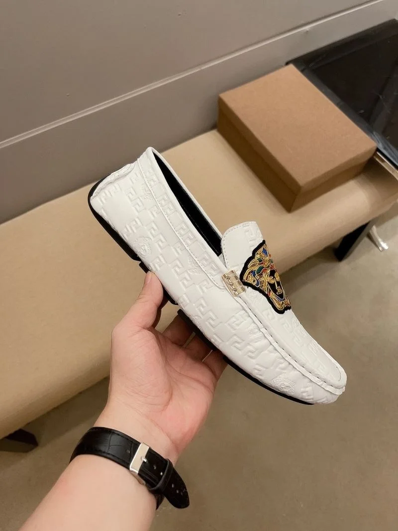 Discounted Versace Tods Shoes