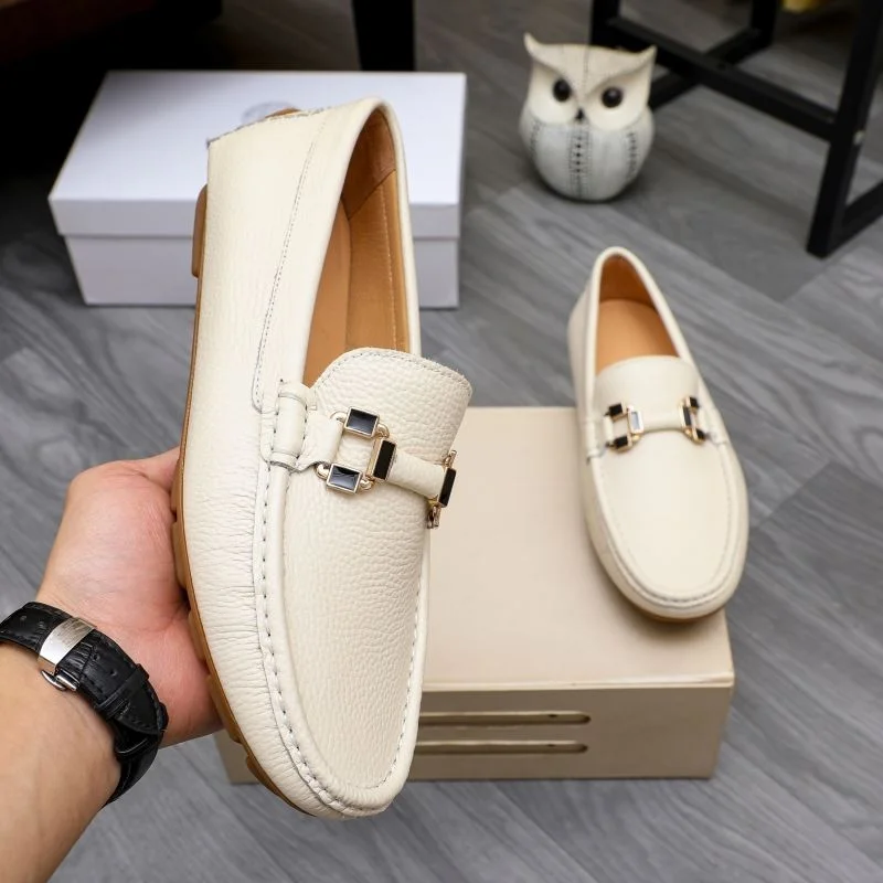 Top mirror Versace Tods Shoes