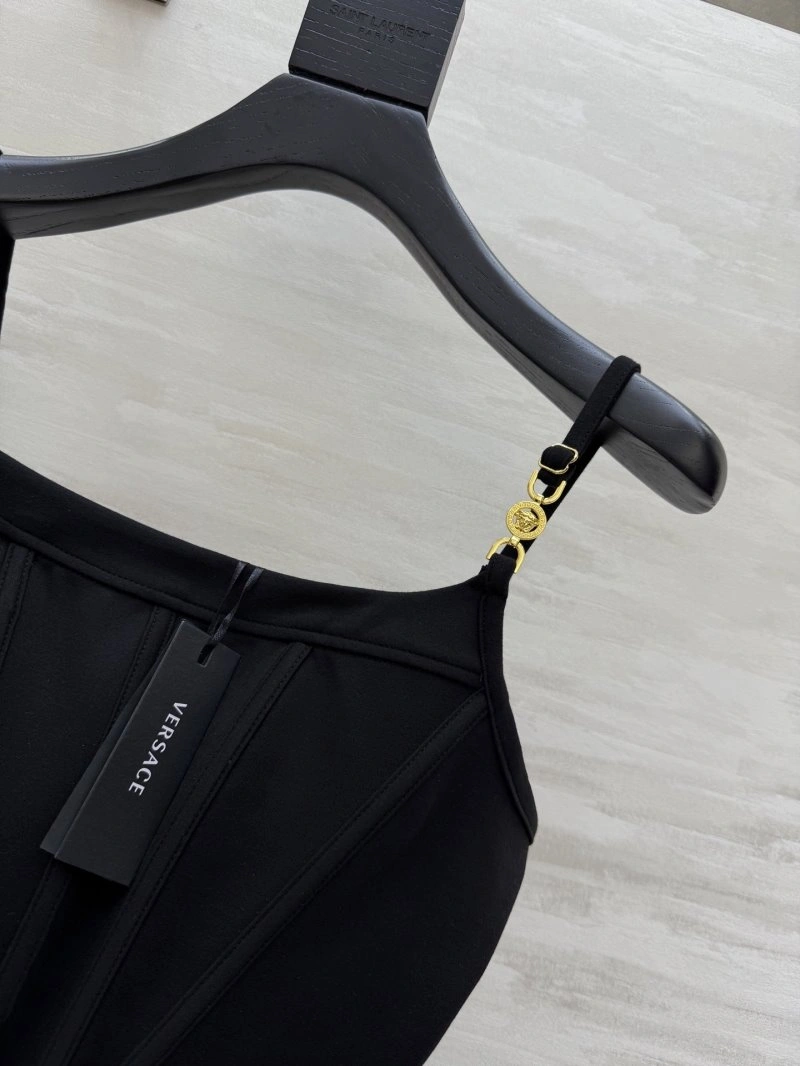 Low-cost Versace Vest