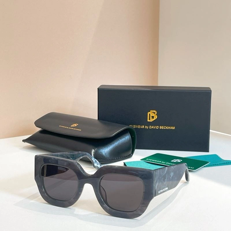 Accurate model Victoria Sunglasses