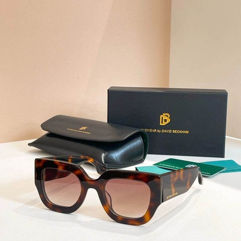 Accurate model Victoria Sunglasses