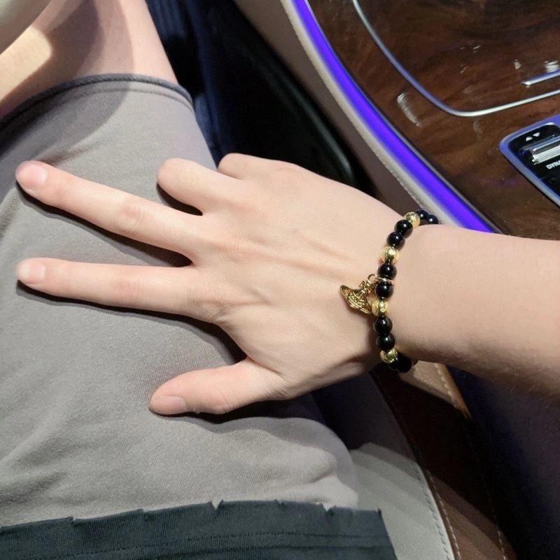 Accurate model Vivienne Westwood Bracelets