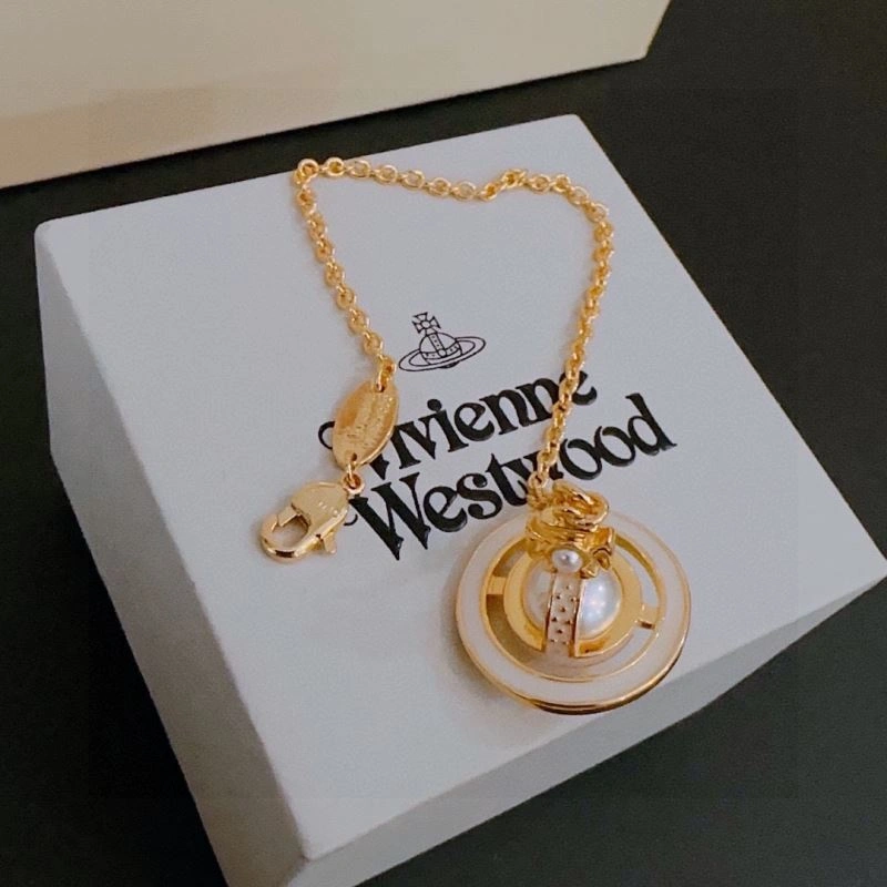 Low-cost Vivienne Westwood Bracelets