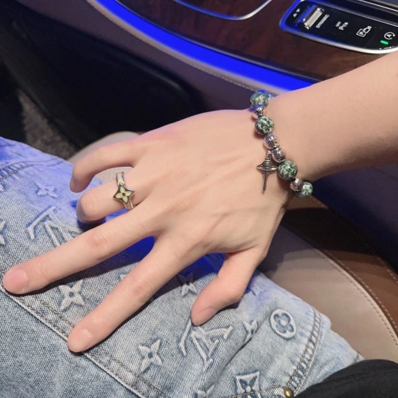 High accuracy Vivienne Westwood Bracelets