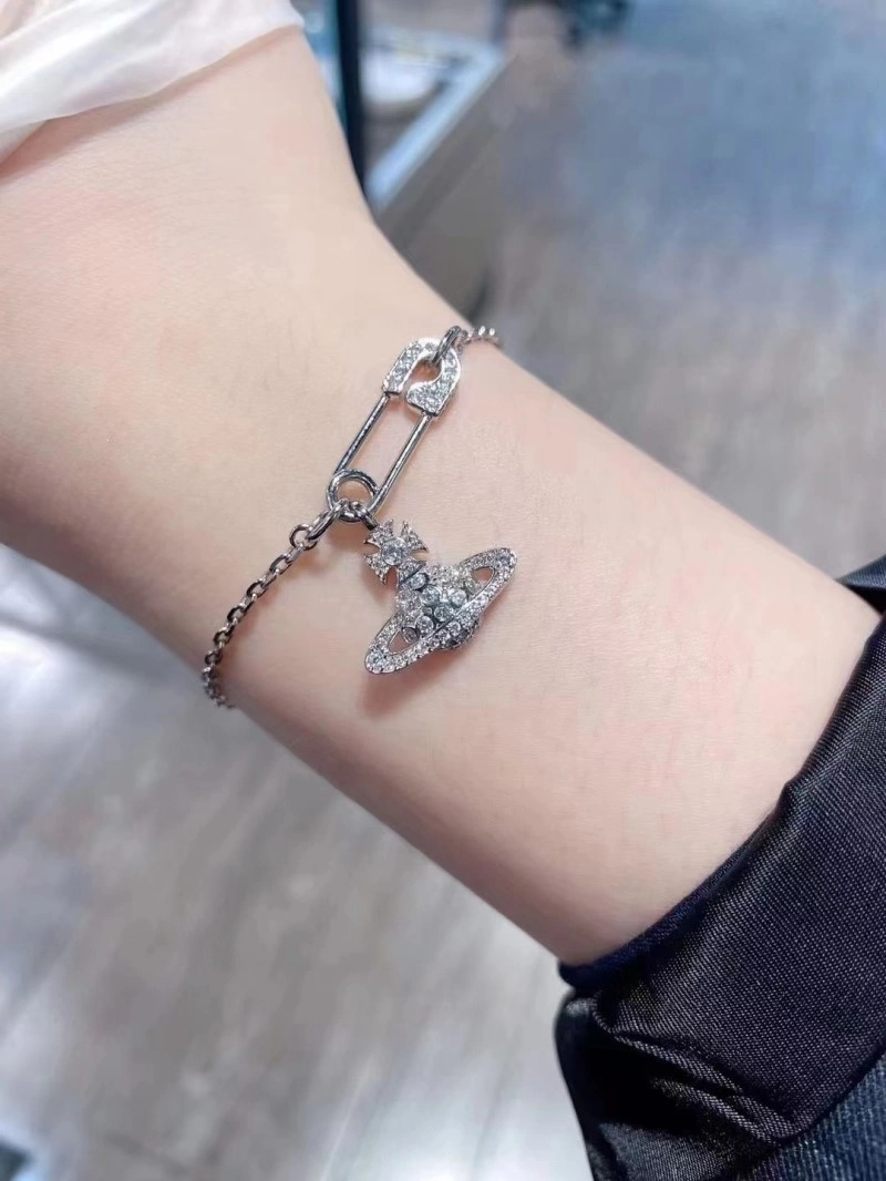 Accurate model Vivienne Westwood Bracelets