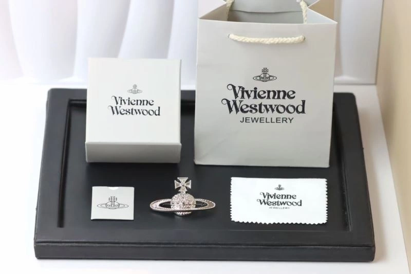 Top match Vivienne Westwood Brooches