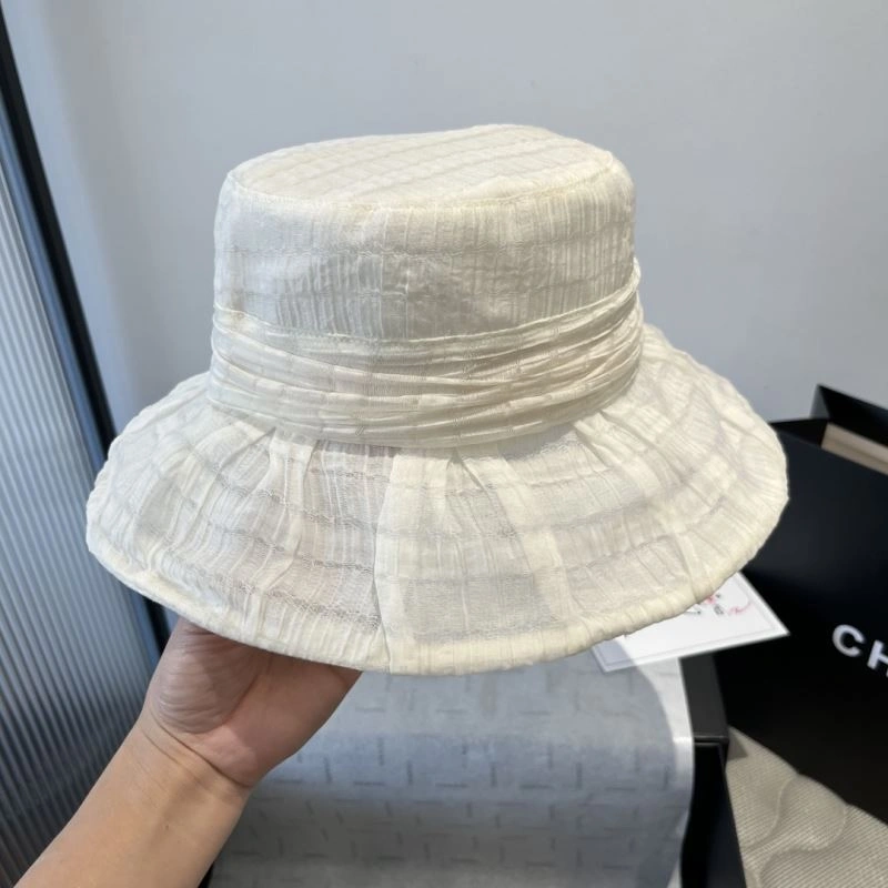 High fidelity Vivienne Westwood Caps