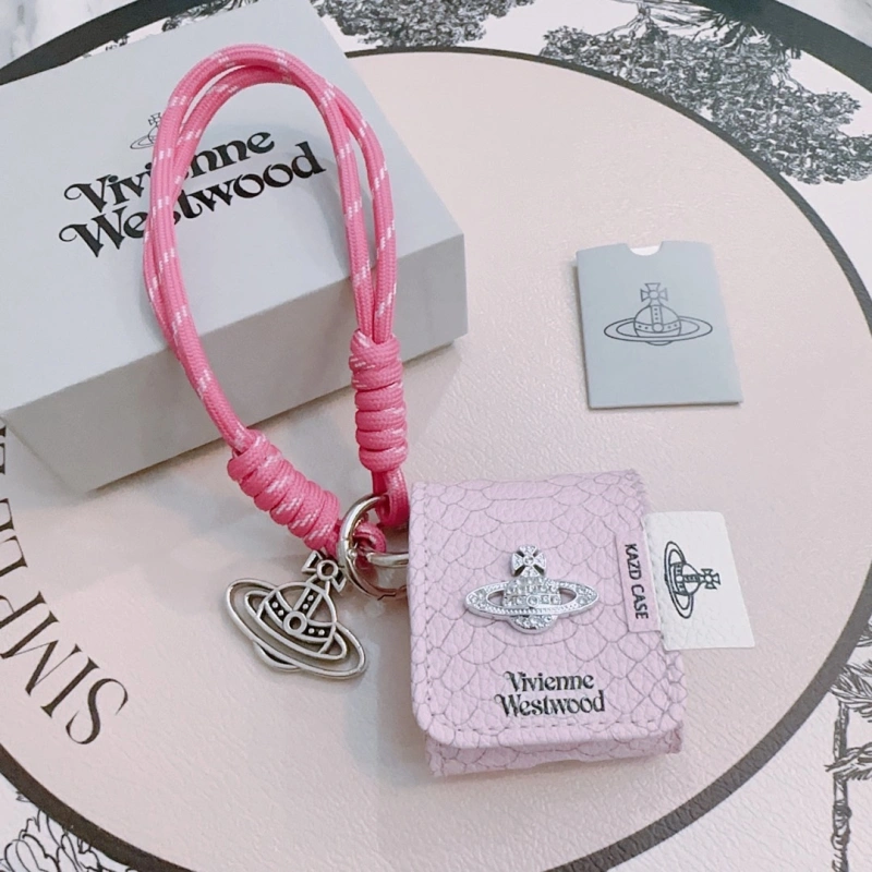 Low-cost Vivienne Westwood Mobile Cases