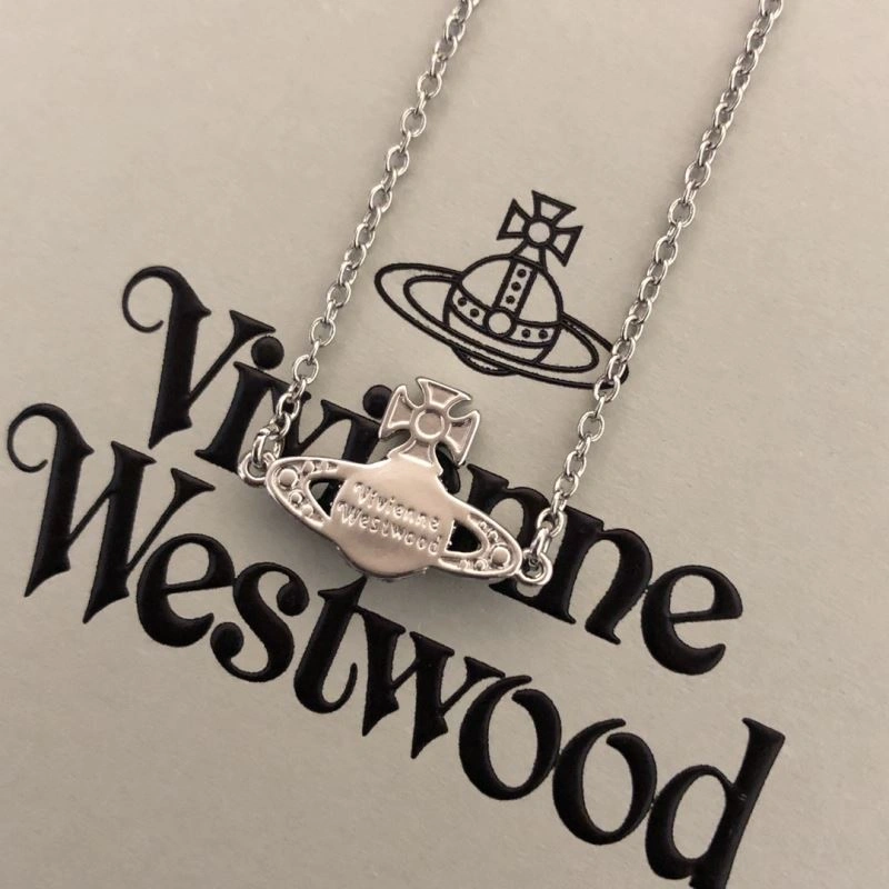 Low-cost Vivienne Westwood Necklaces