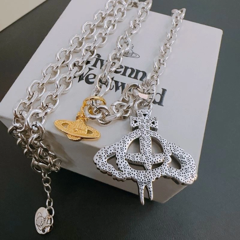Bargain Vivienne Westwood Necklaces