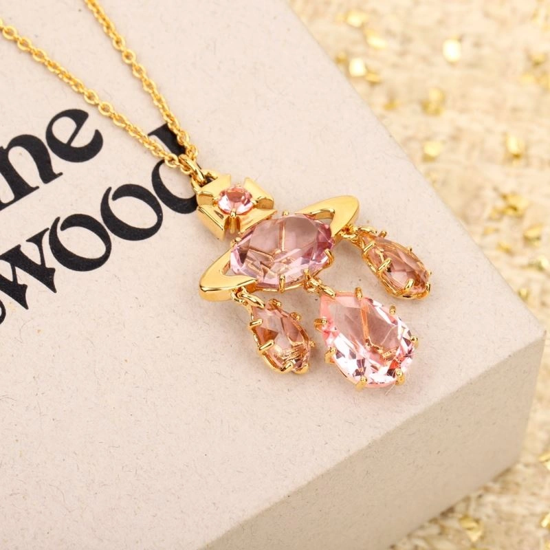 Low-cost Vivienne Westwood Necklaces