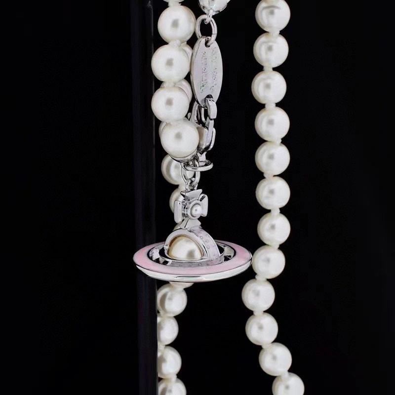 Cut-rate Vivienne Westwood Necklaces