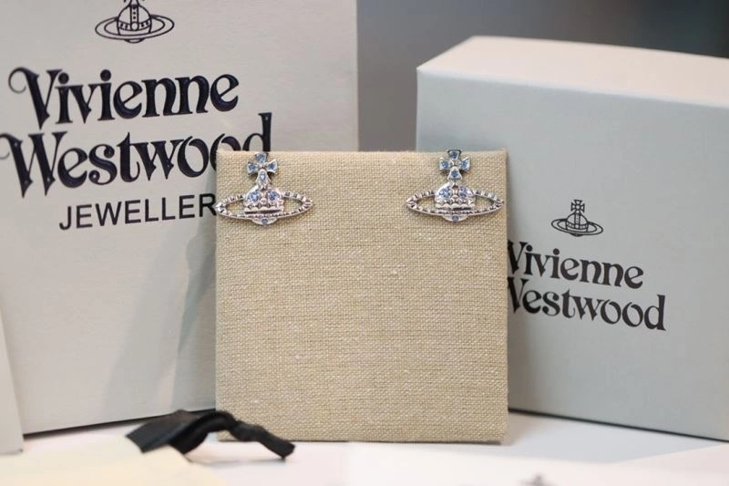 Precise copy Vivienne Westwood Necklaces